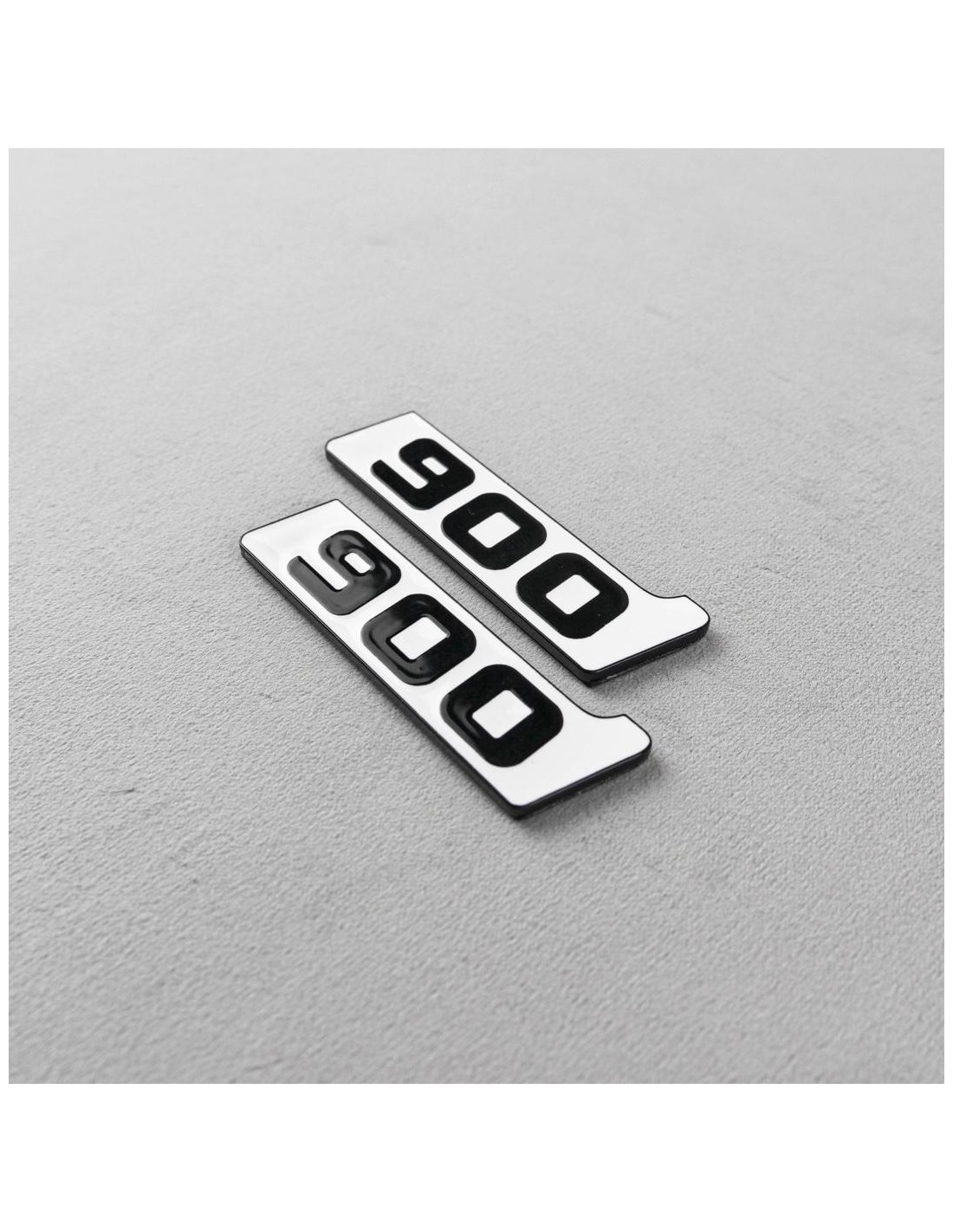 Logos & Emblems Metallic Brabus 900 white fenders emblem logo badges f